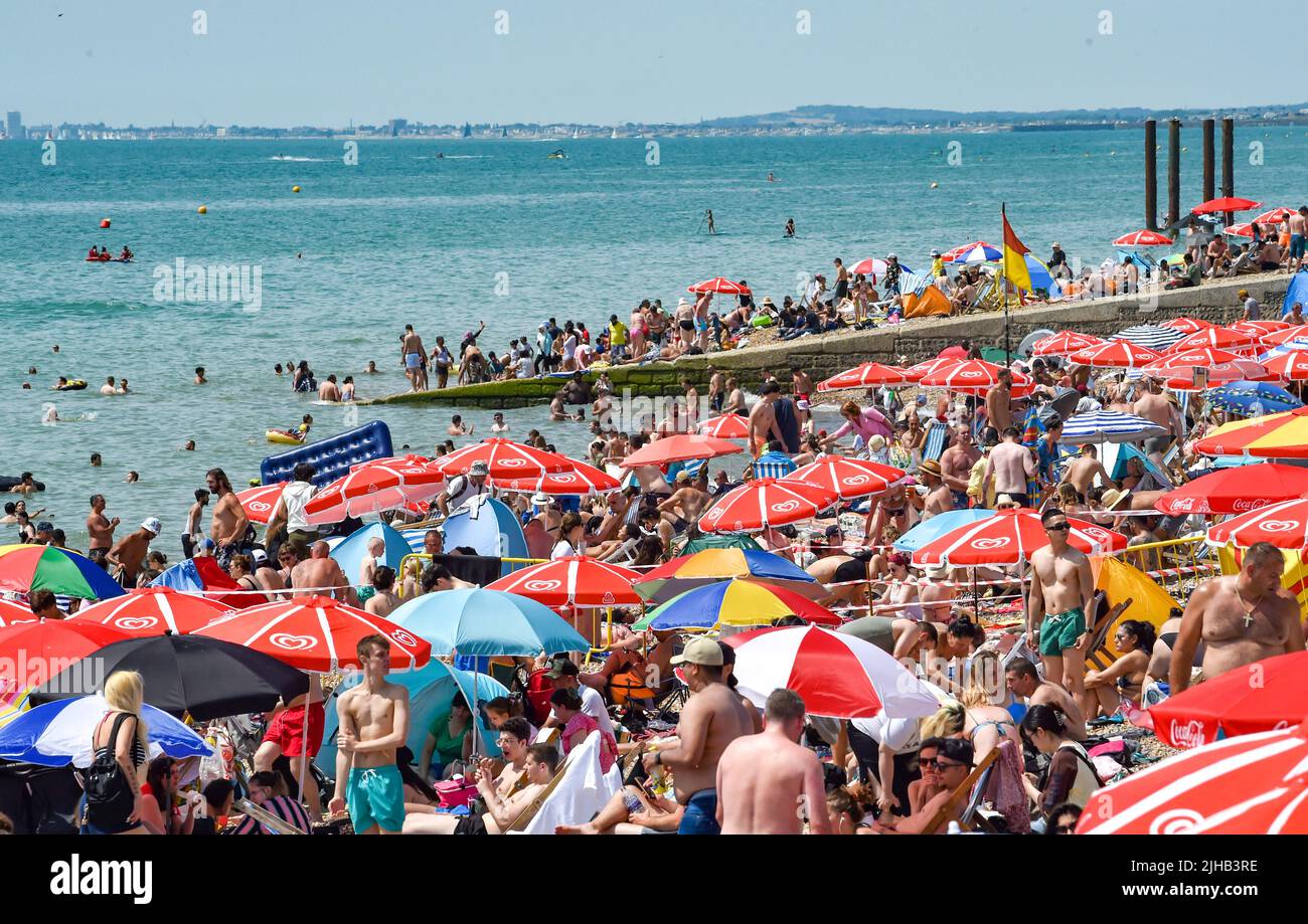 Brighton UK 17th July 2022 - Brighton beach is packed as thousands of ...