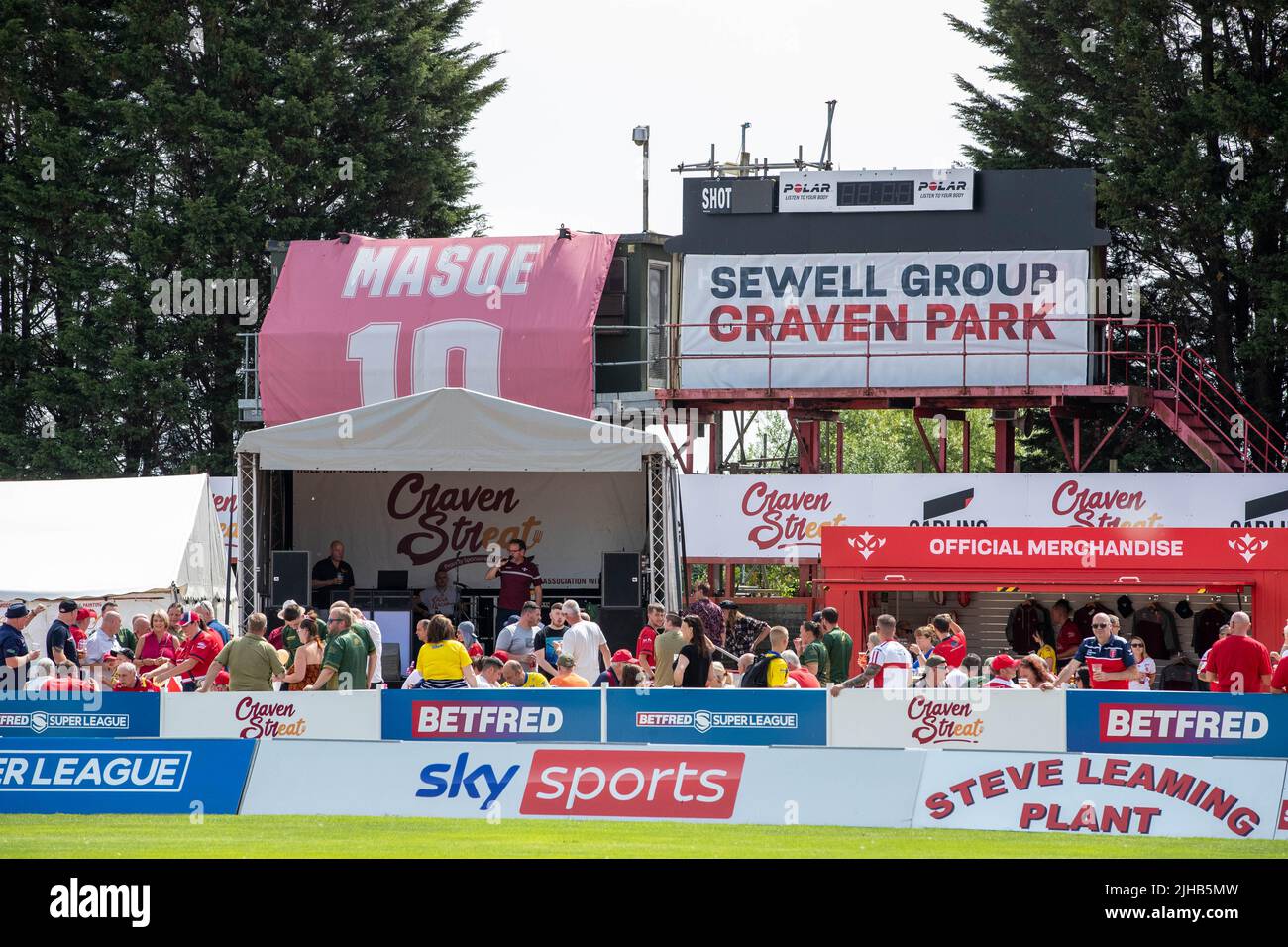 Sewell craven park stadium hi-res stock photography and images - Alamy