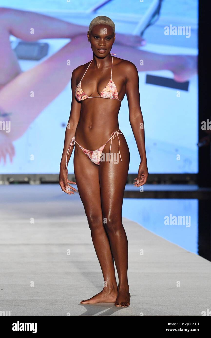 MIAMI BEACH, FL - JULY 16: Ashley Byrd walks the runway for Sports Illustrated Swimsuit Runway ...