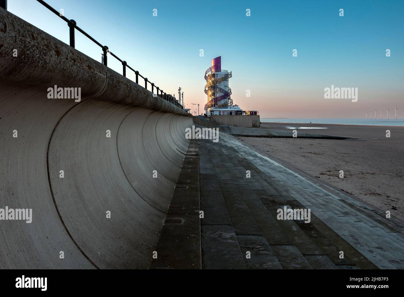 The Redcar sea wall and Beacon, the beach, Redcar Stock Photo - Alamy
