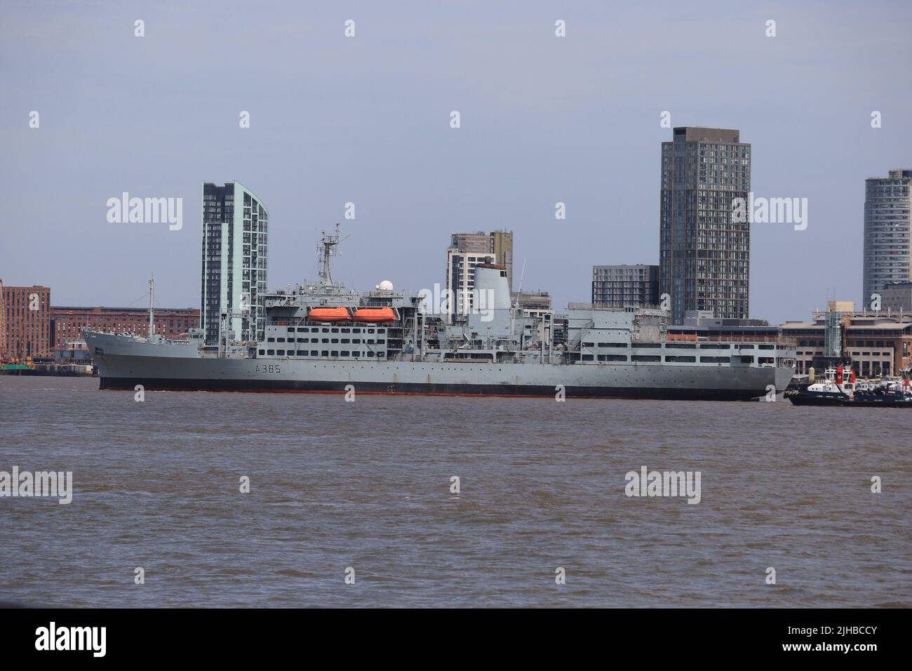 Royal fleet auxiliary ship rfa fort rosalie hi-res stock photography ...