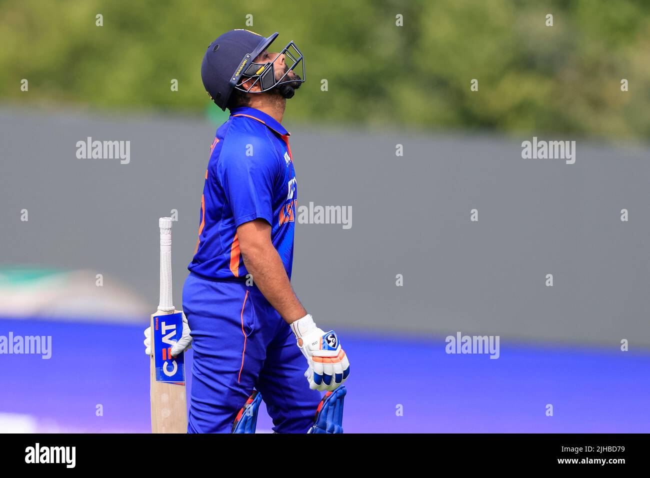 Joe root back hi-res stock photography and images - Alamy