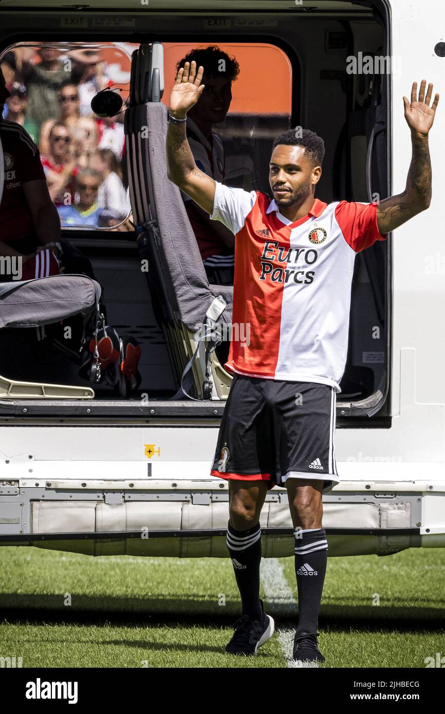 ROTTERDAM - Feyenoord player Danilo Pereira arrives by helicopter in ...