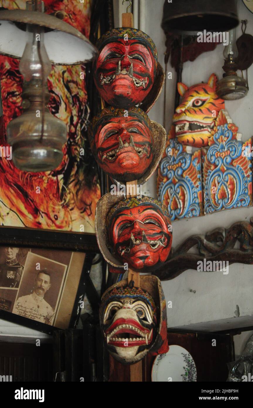 Old masks hi-res stock photography and images - Alamy