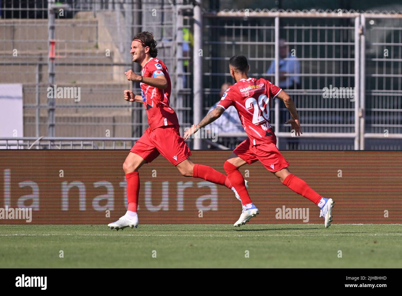 Anto Grgic (14 FC Sion) celebrates his goal during the Super League ...