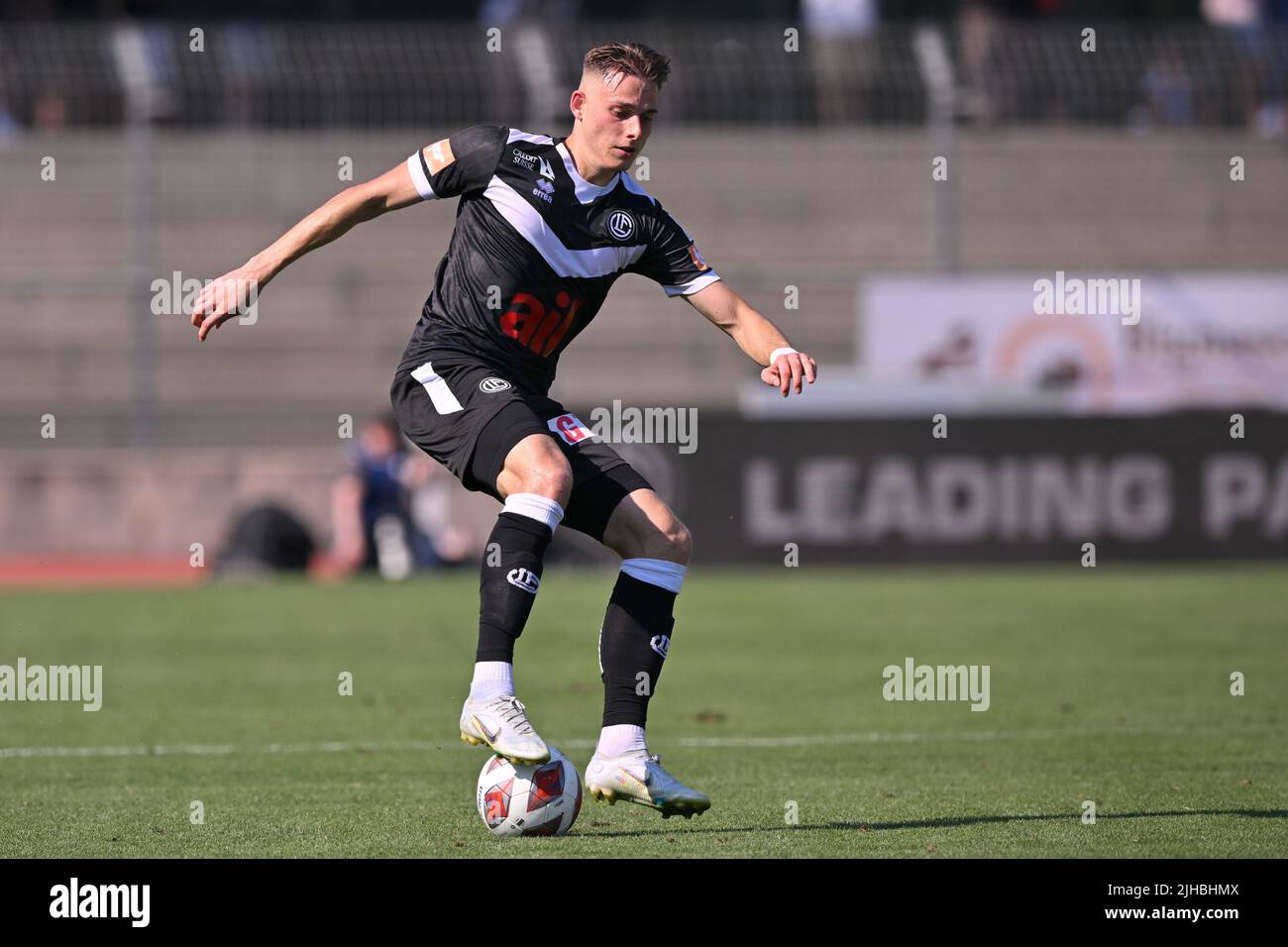 Adrian Durrer (8 Lugano) during the Super League match between FC ...