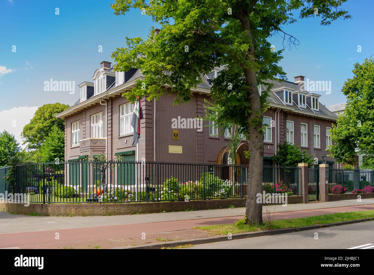 Iraqi embassy of the netherlands hi-res stock photography and images ...