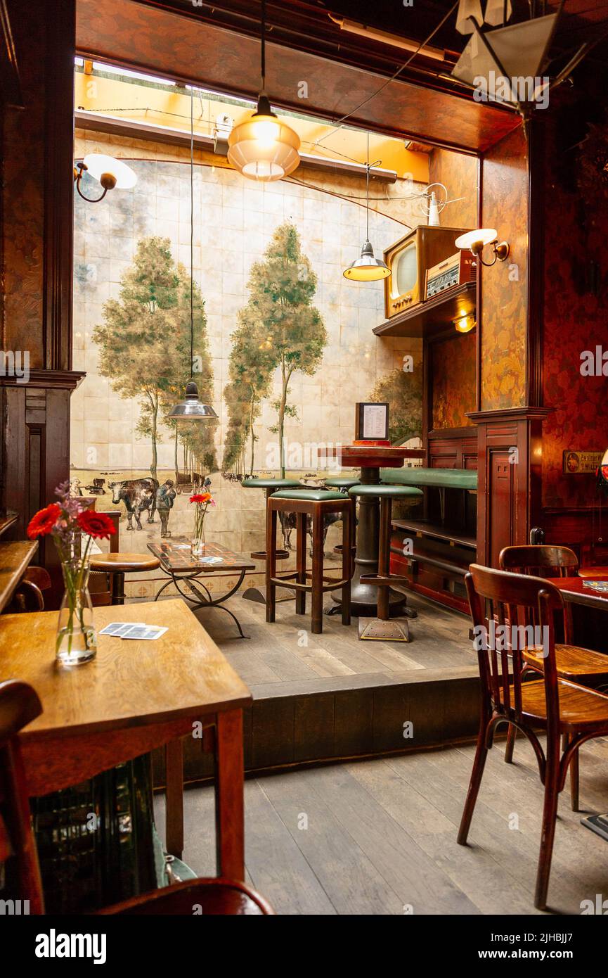 The Bonte Koe, a Dutch Brown Bar in Leiden, The Netherlands Stock Photo ...