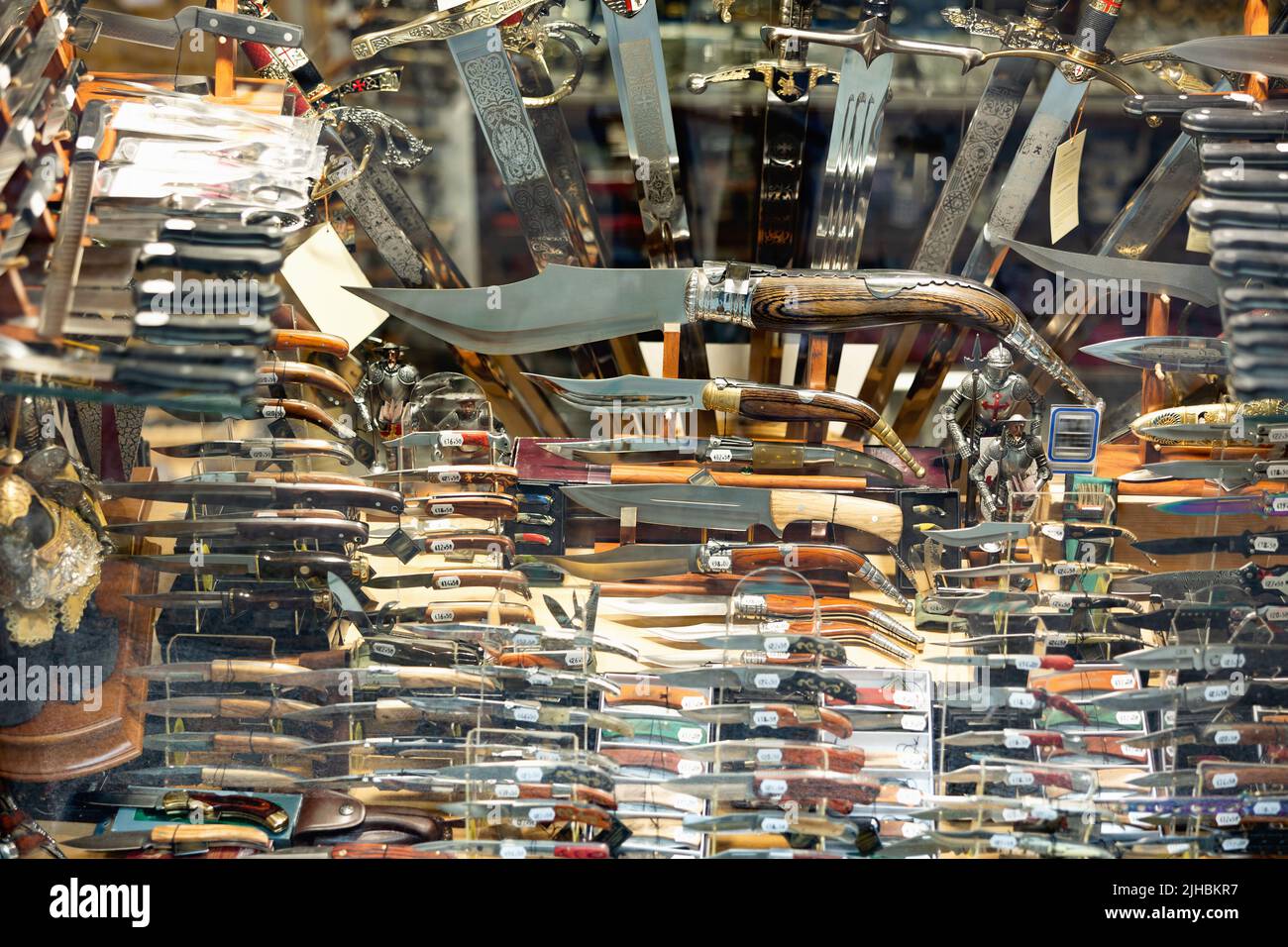 Damascus steel sword hi-res stock photography and images - Alamy