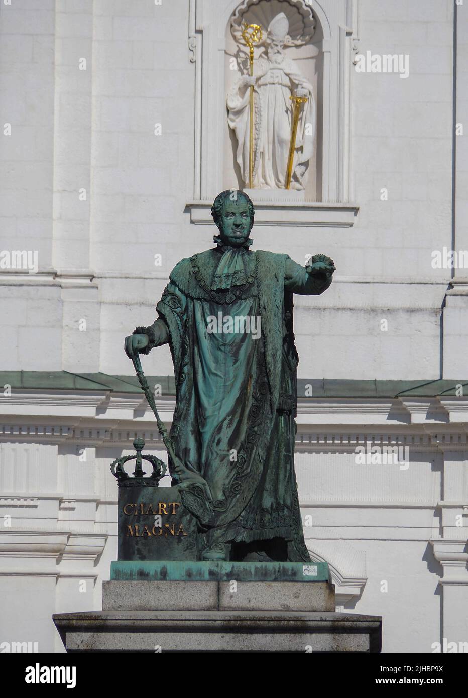 Passau, Germany. 16th July, 2022. The monument of king Maximilian from ...