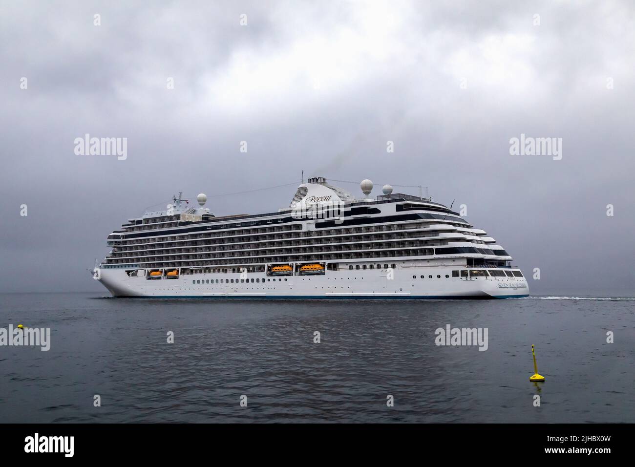 Splendor of the seas hi-res stock photography and images - Alamy