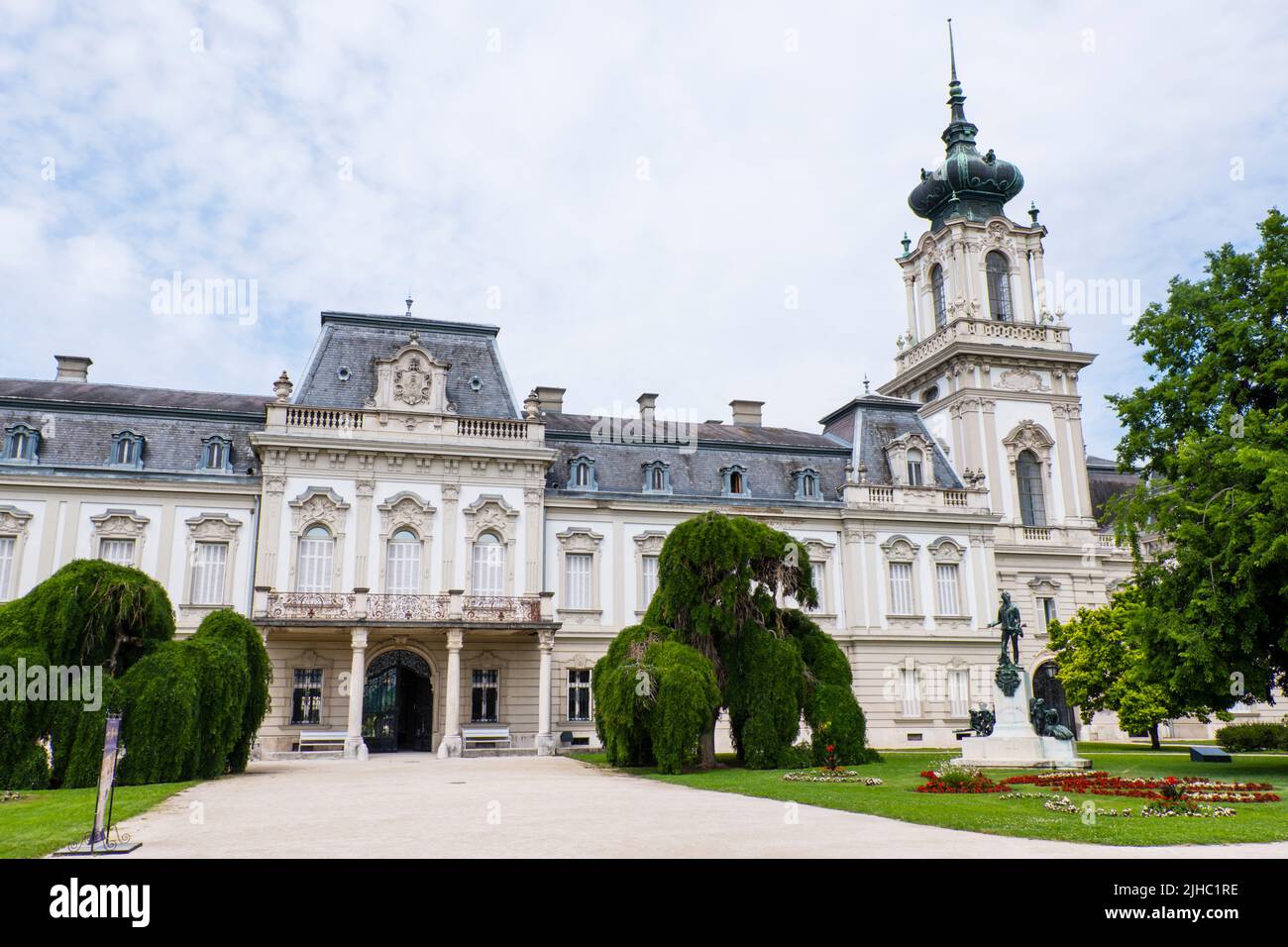 Hungarian baroque architecture hi-res stock photography and images - Alamy