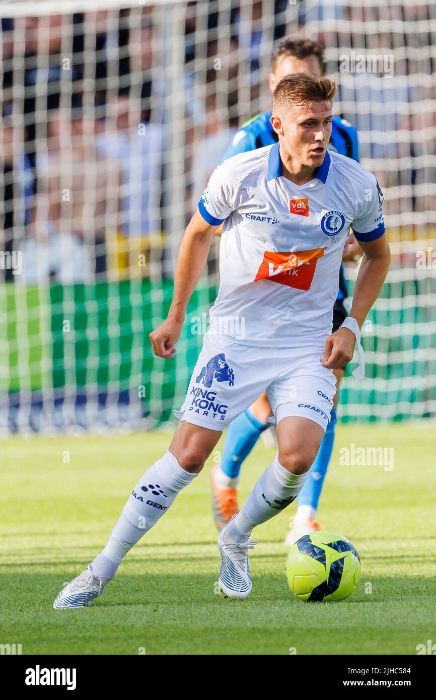 Gent's Alessio Castro Montes pictured in action during a soccer match ...