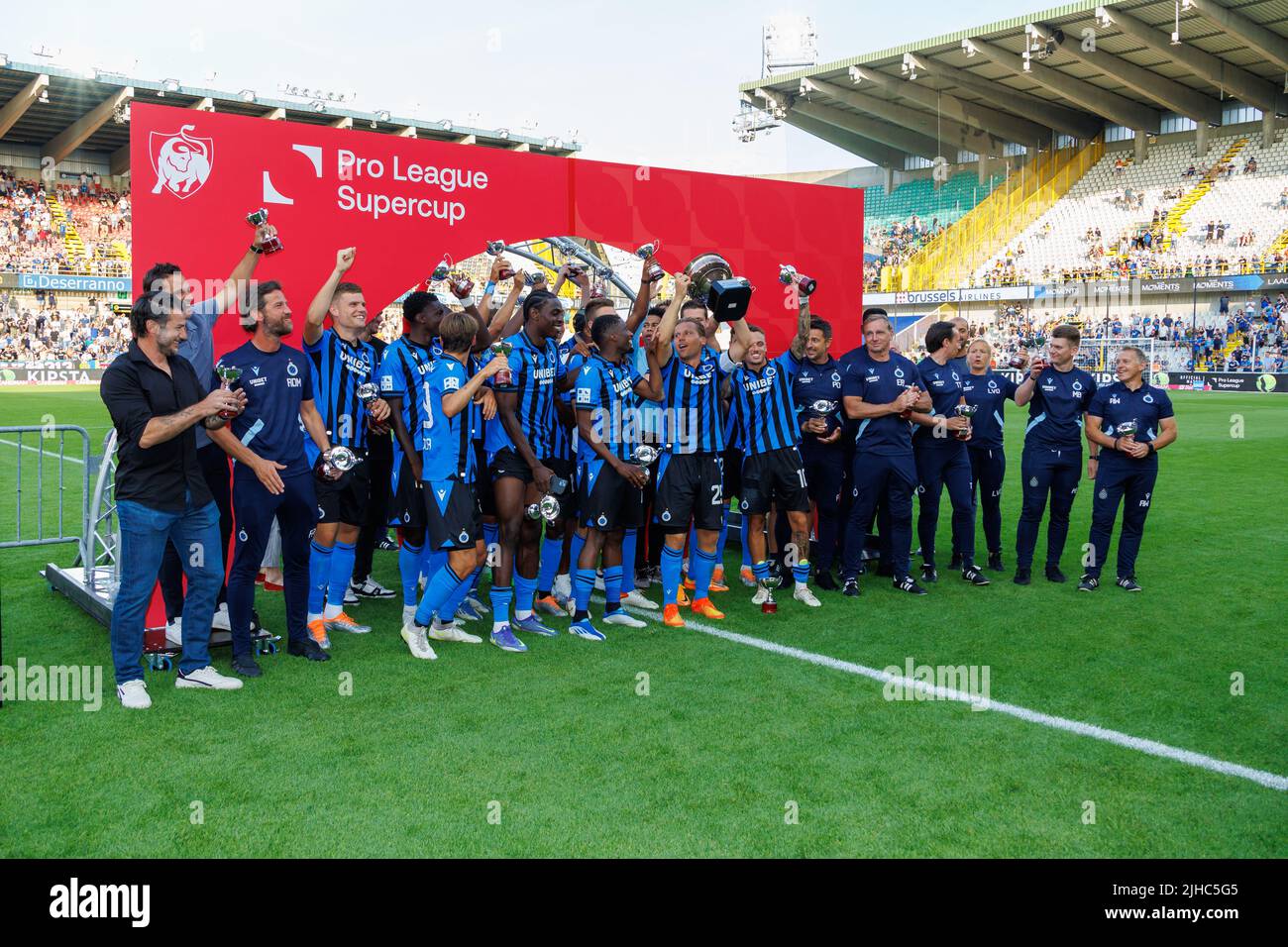 Jupiler pro league cup hi-res stock photography and images - Alamy