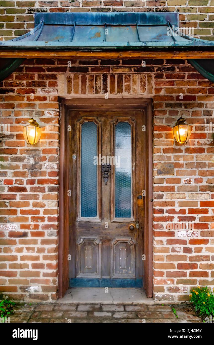 Old telegraph station hi-res stock photography and images - Alamy