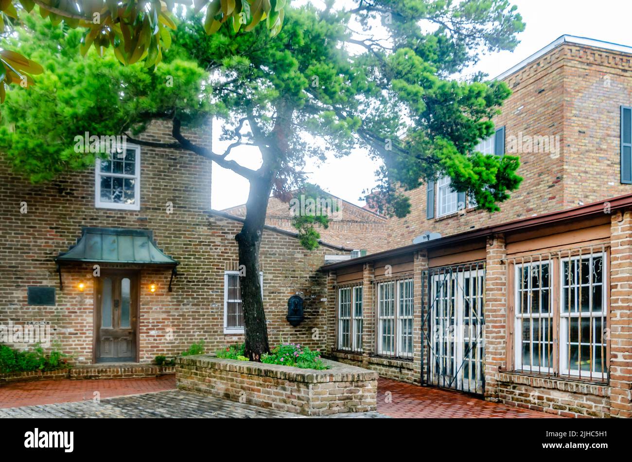 Old telegraph station hi-res stock photography and images - Alamy