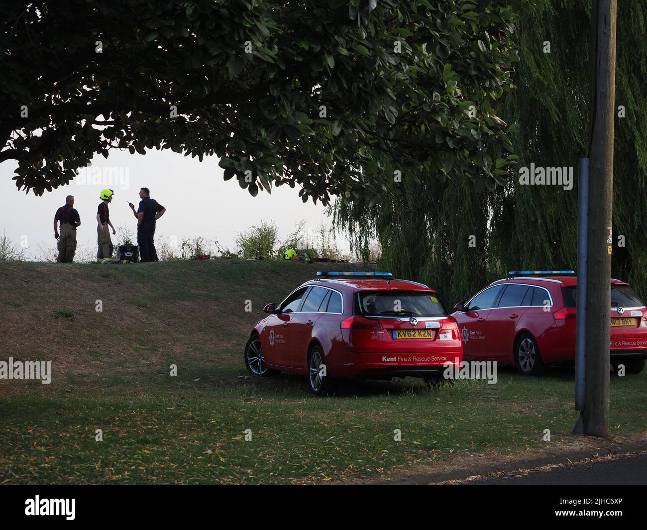 Sheerness, Kent, UK. 17th July, 2022. UK Weather: Kent Fire and Rescue ...