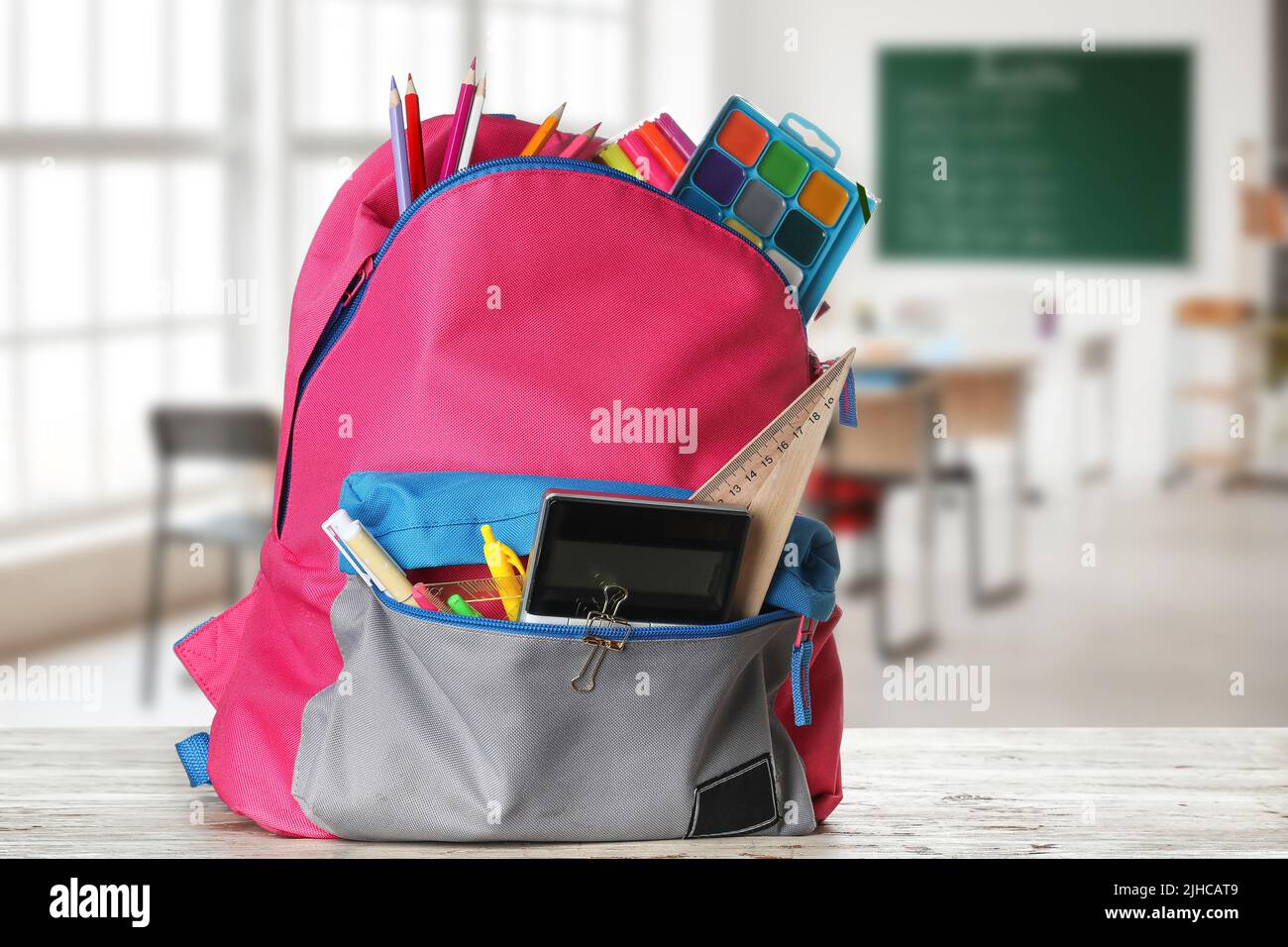 Teenagers backpack entrance hi-res stock photography and images - Alamy