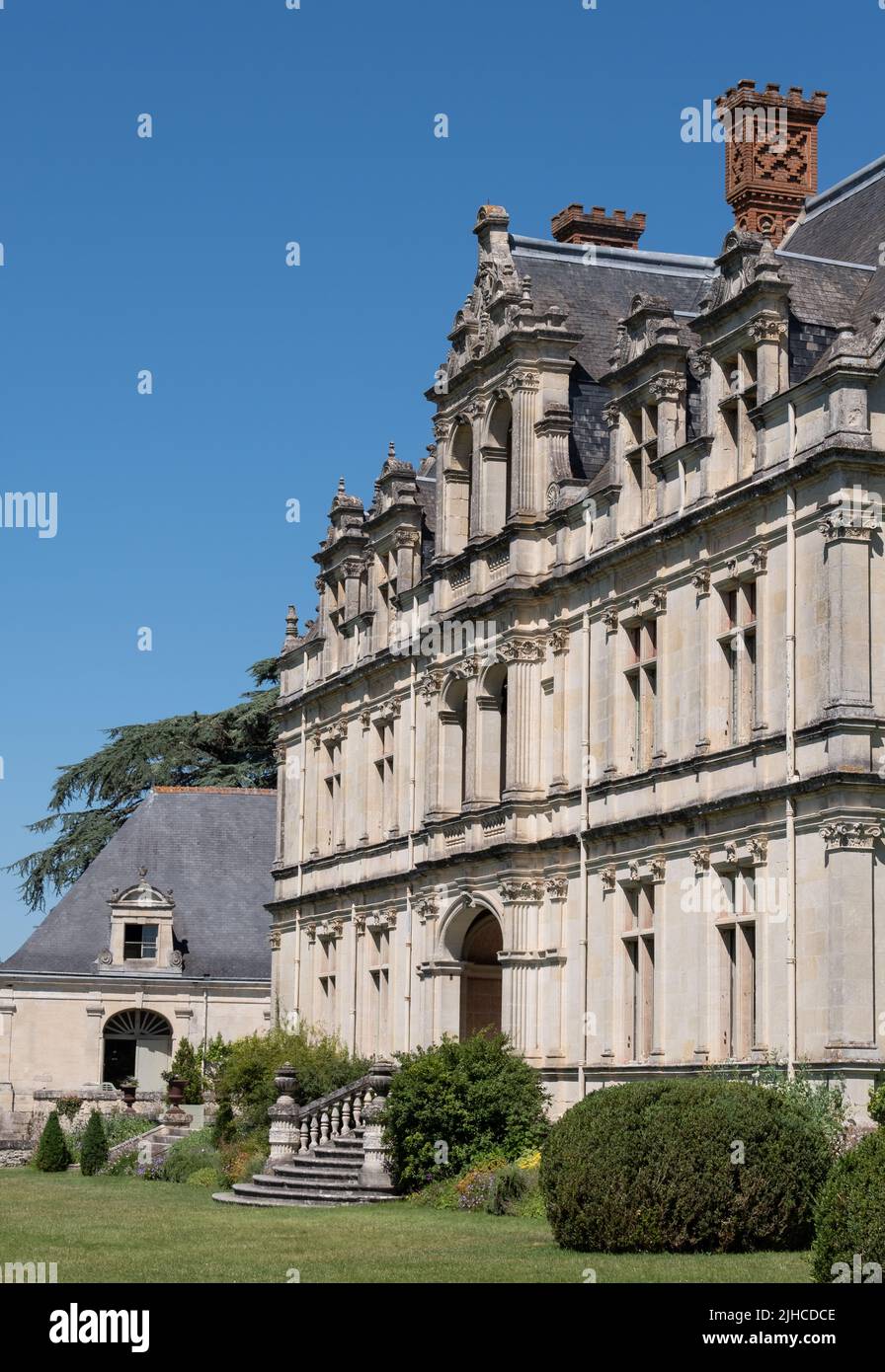 The stunning palace at Château de la Bourdaisière in the Loire Valley ...