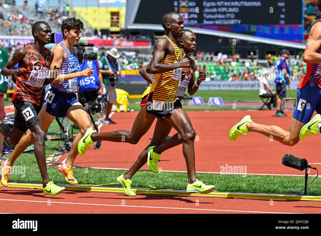 Jacob kiplimo world championships 2022 hi-res stock photography and ...