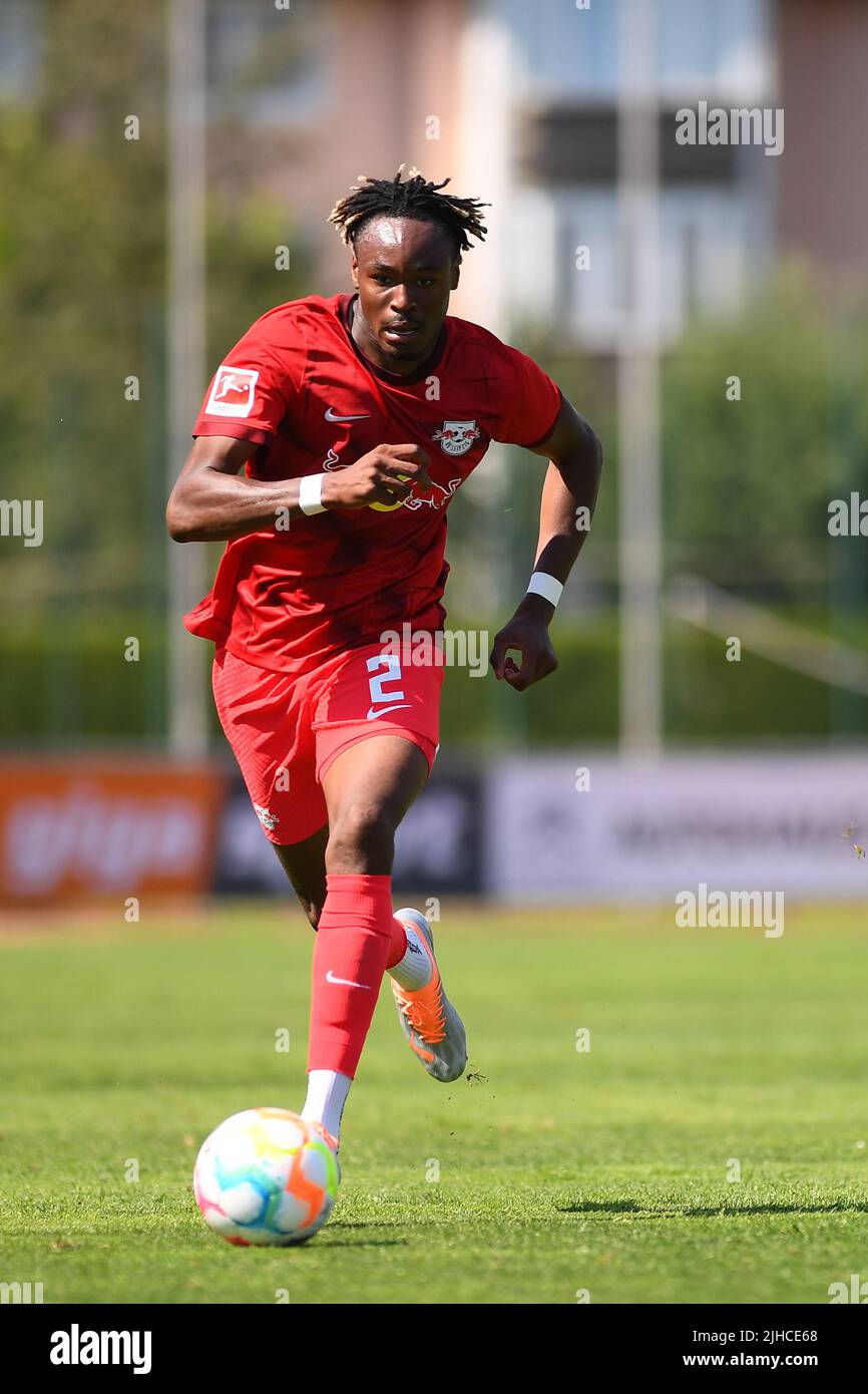 Mohamed simakan bundesliga hi-res stock photography and images - Alamy