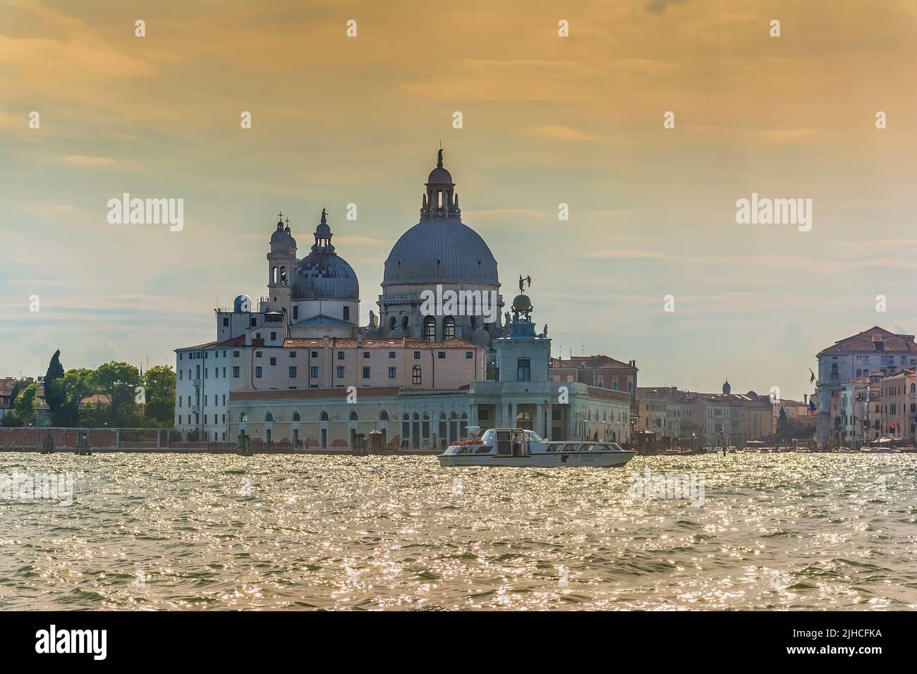 The famous Basilica Santa Maria della Salute just before sunset in ...