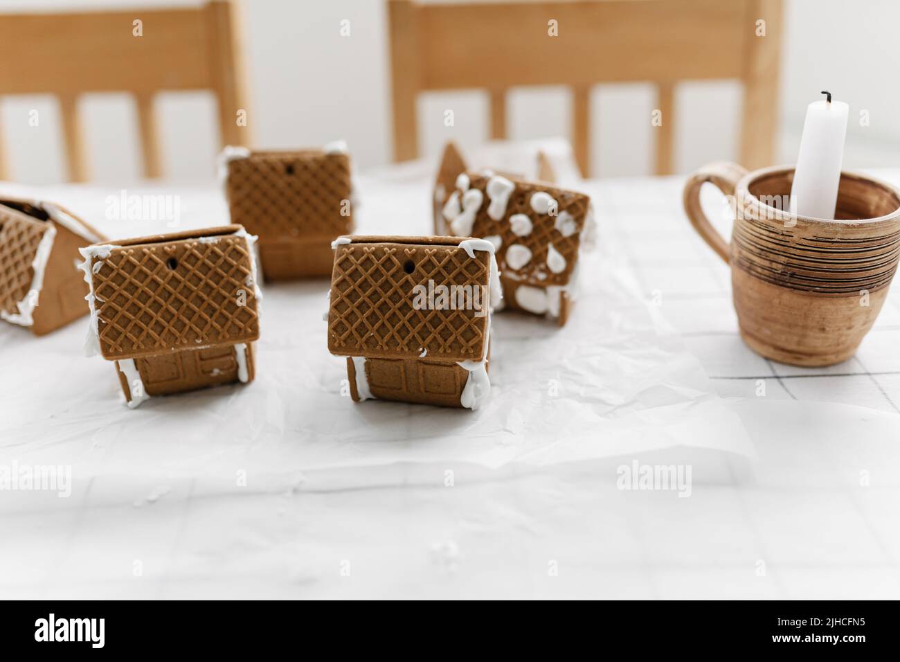 Gingerbread house - classic holiday tradition Stock Photo - Alamy
