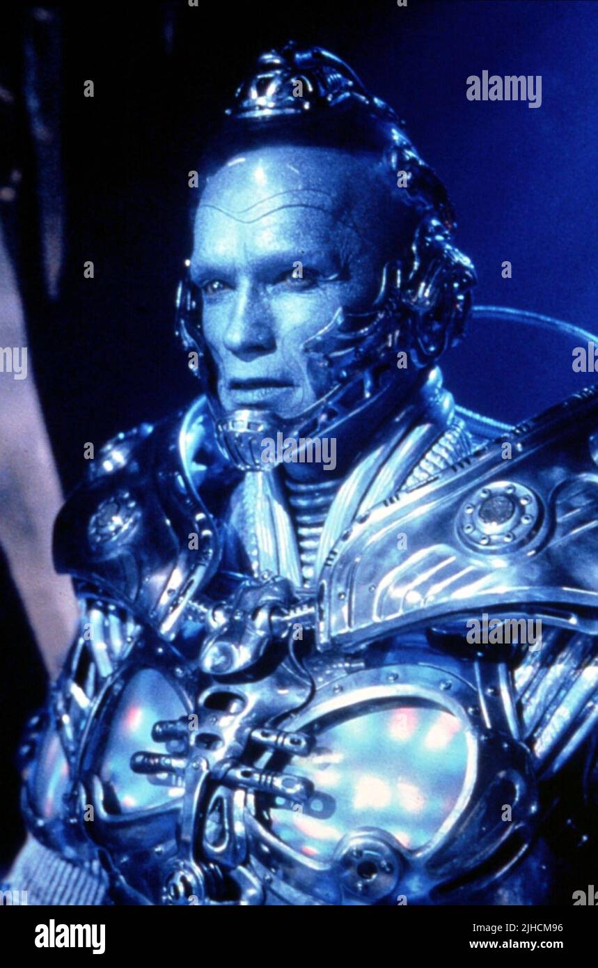 Mr freeze, batman 1997 hi-res stock photography and images - Alamy