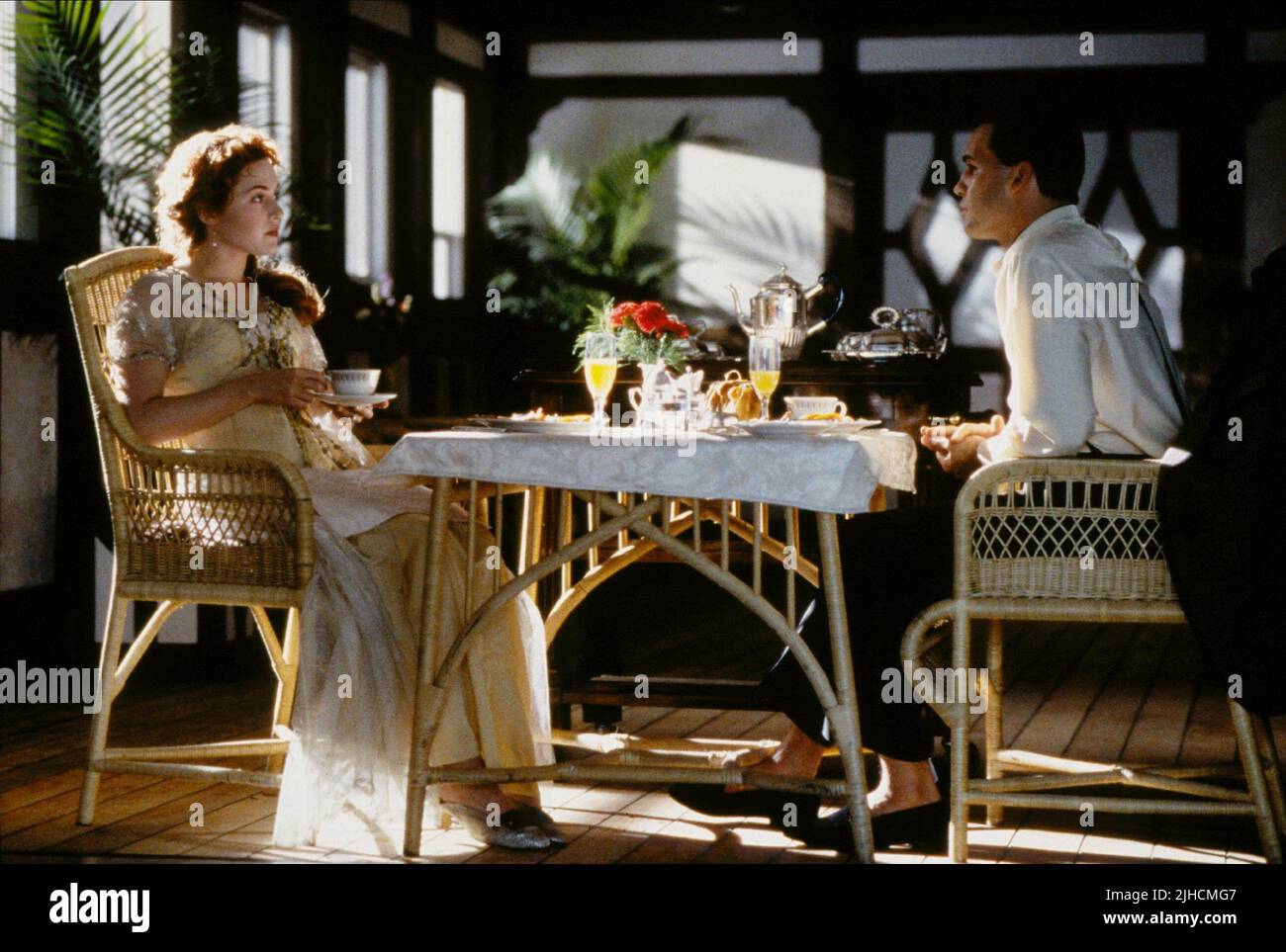 KATE WINSLET, BILLY ZANE, TITANIC, 1997 Stock Photo - Alamy