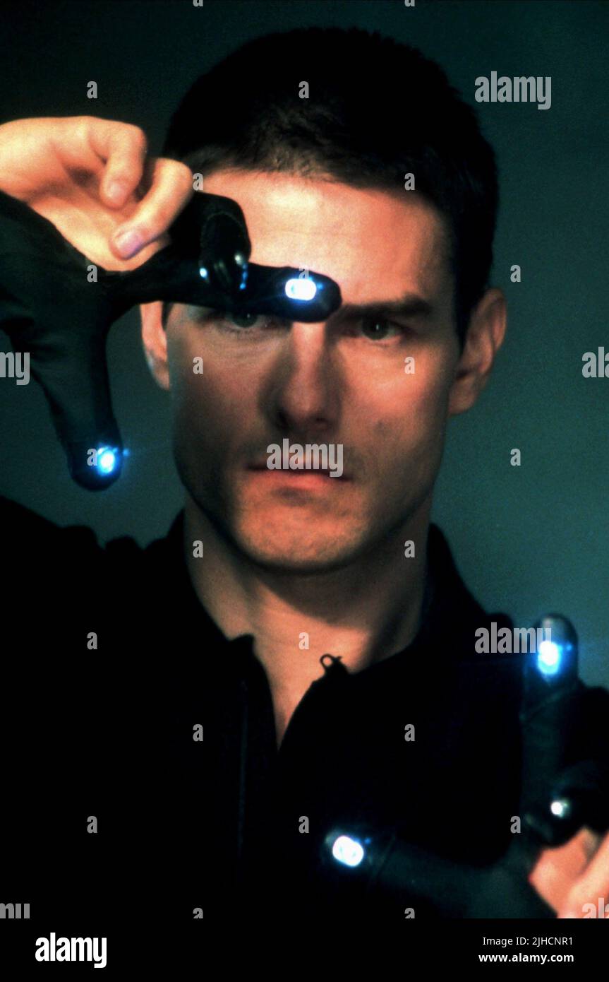2002 minority report tom cruise hi-res stock photography and images - Alamy