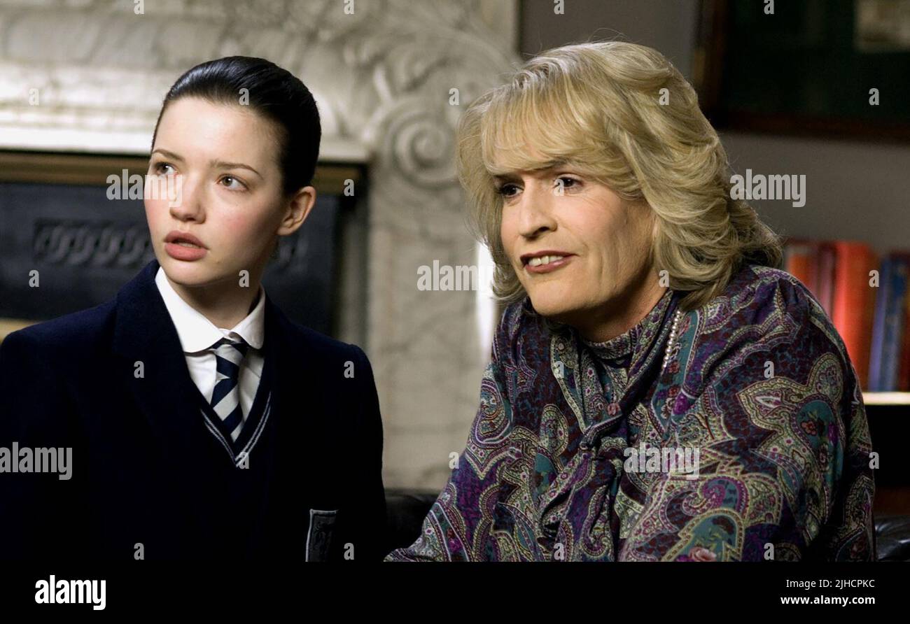 TALULAH RILEY, RUPERT EVERETT, ST. TRINIAN'S, 2007 Stock Photo - Alamy