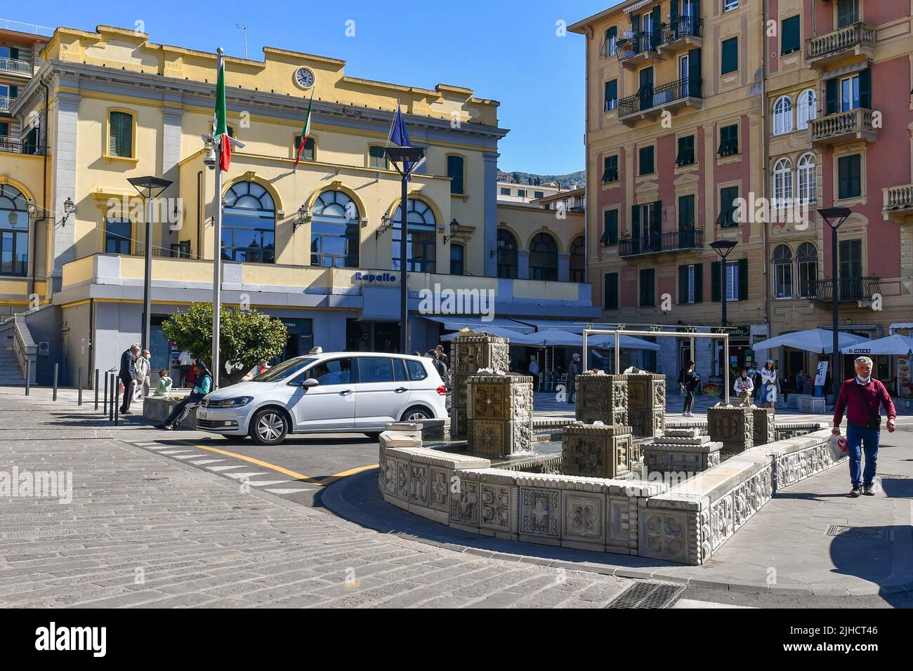 Rapallo railway station hi-res stock photography and images - Alamy