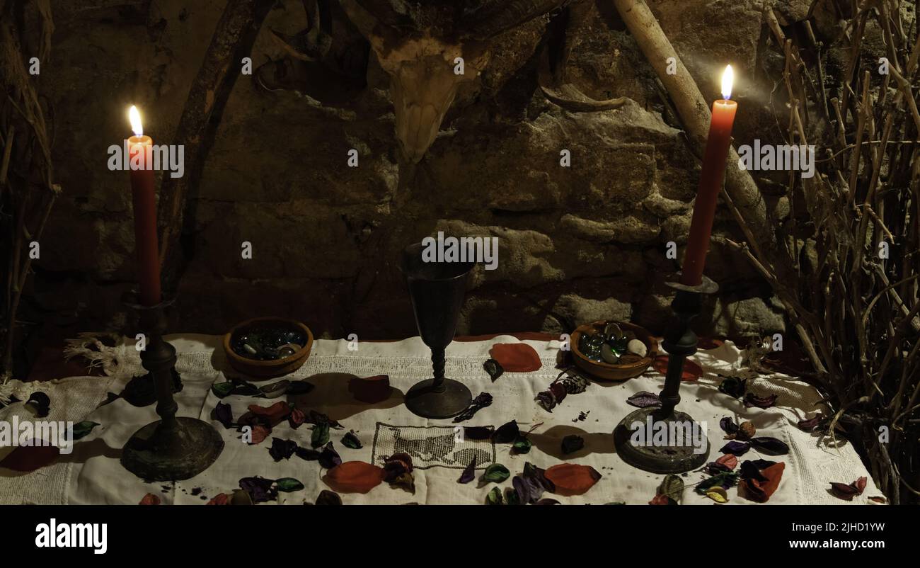 Voodoo symbol hi-res stock photography and images - Alamy