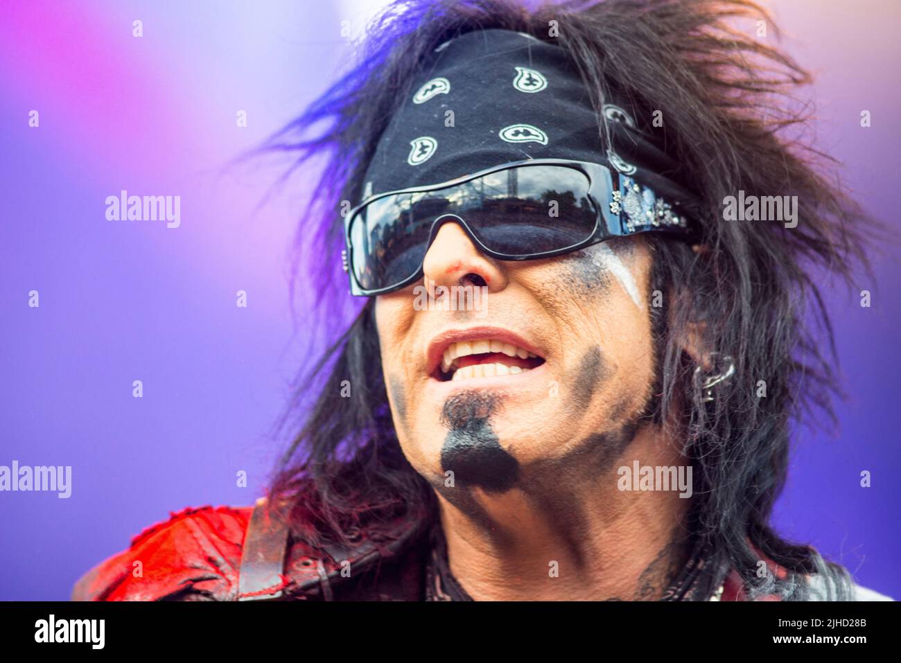 Rock profiler hi-res stock photography and images - Alamy