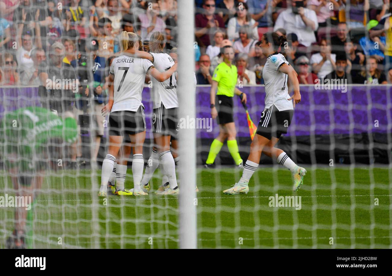 Womenseuro hi-res stock photography and images - Alamy