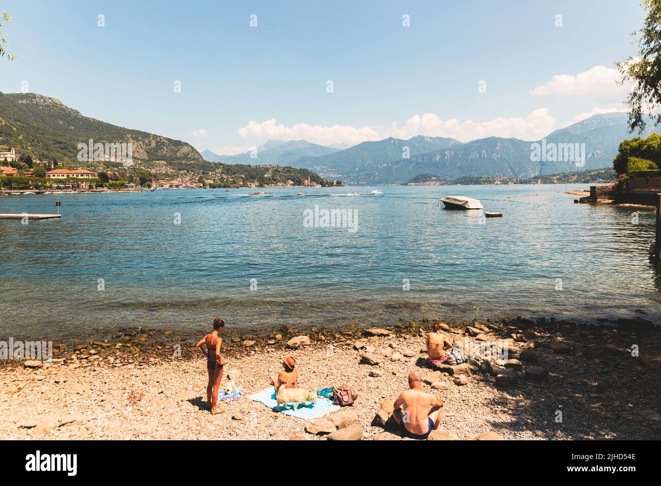Sunscreen beach family hi-res stock photography and images - Alamy