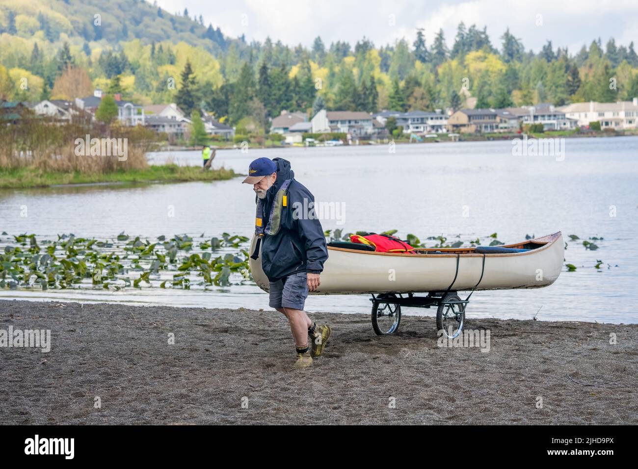 Man pull boat car hi-res stock photography and images - Alamy