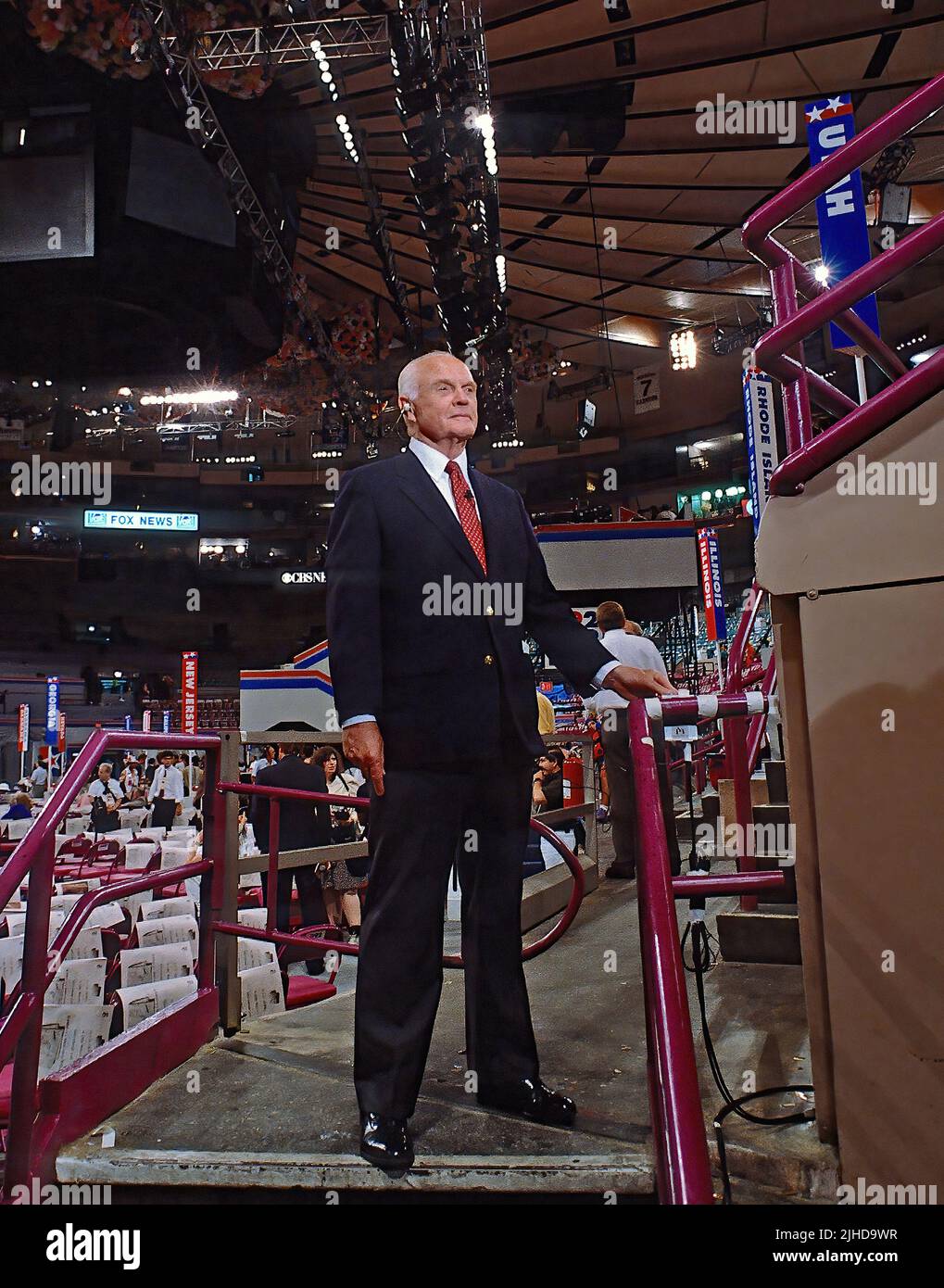 Stand up interview hi-res stock photography and images - Alamy