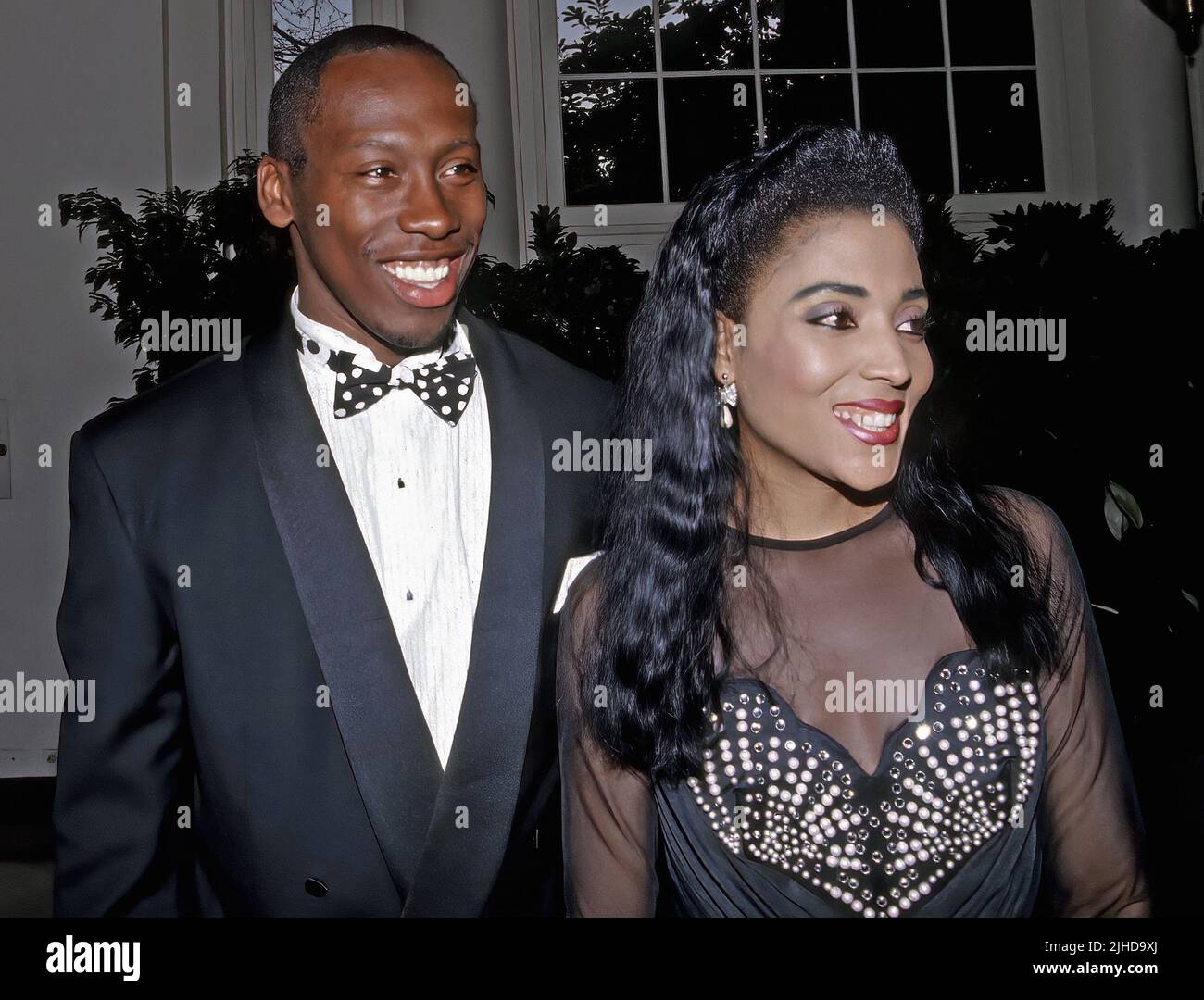 WASHINGTON DC - JUNE 16, 1992 Olympic Gold Medal winner Al Joyner with ...