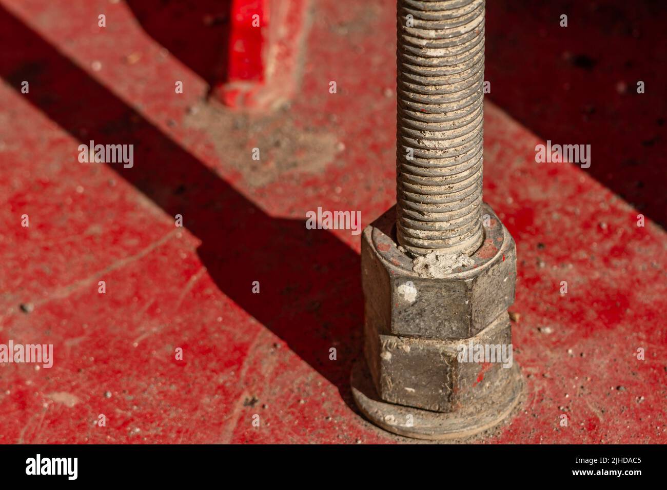 Compressive forces hi-res stock photography and images - Alamy