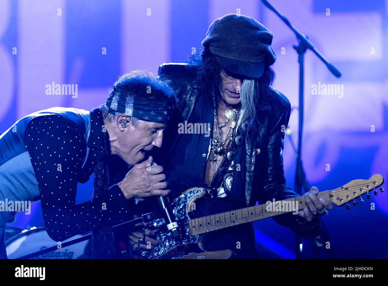 Gary cherone hi-res stock photography and images - Alamy