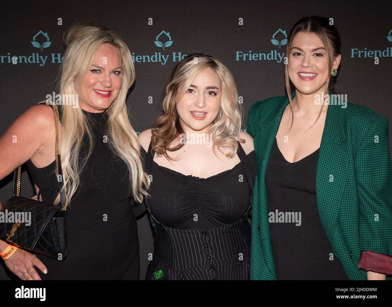 Samantha shaw hi-res stock photography and images - Alamy