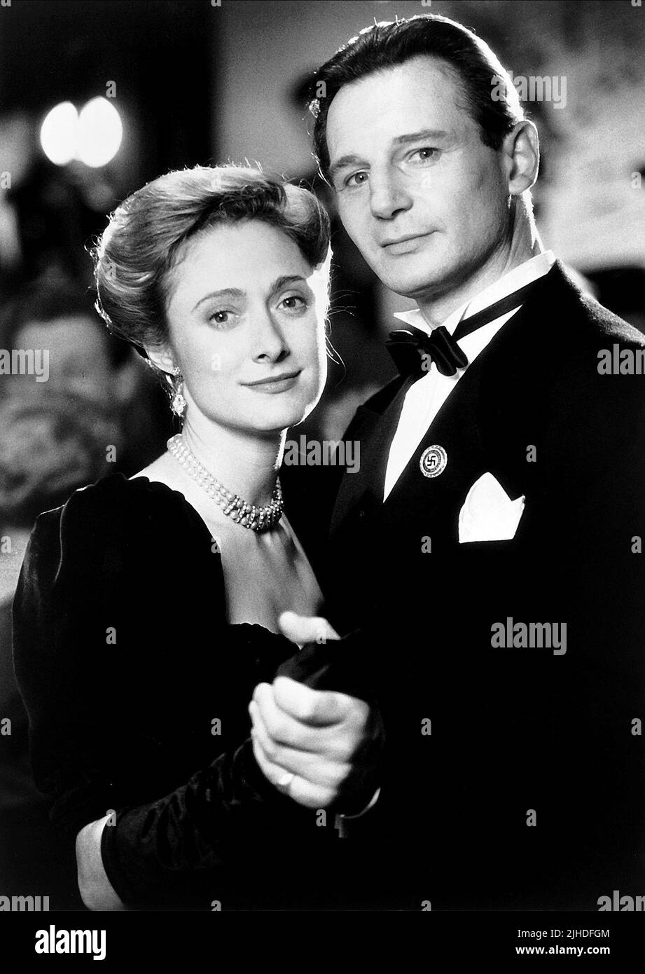 CAROLINE GOODALL, LIAM NEESON, SCHINDLER'S LIST, 1993 Stock Photo - Alamy CAROLINE GOODALL, LIAM NEESON, SCHINDLER'S LIST, 1993 Stock Photo - Alamy