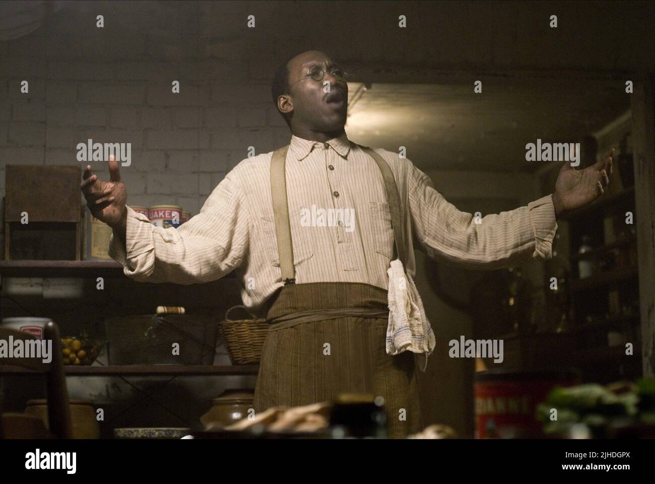 MAHERSHALA ALI, THE CURIOUS CASE OF BENJAMIN BUTTON, 2008 Stock Photo ...