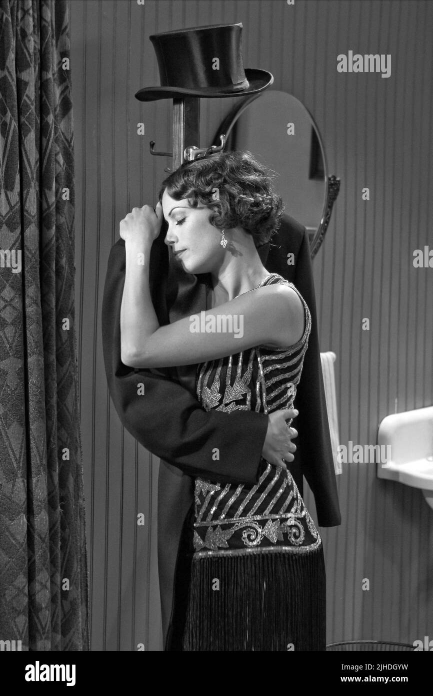 The artist film berenice bejo hi-res stock photography and images - Alamy