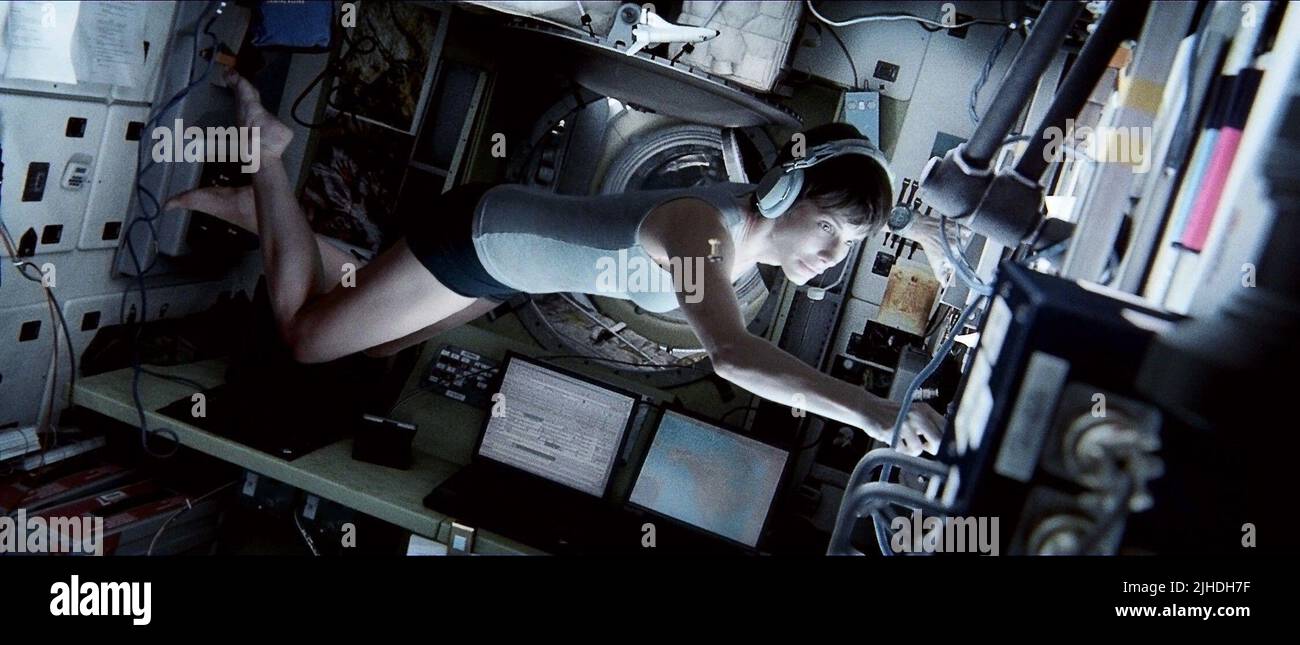 SANDRA BULLOCK, GRAVITY, 2013 Stock Photo - Alamy