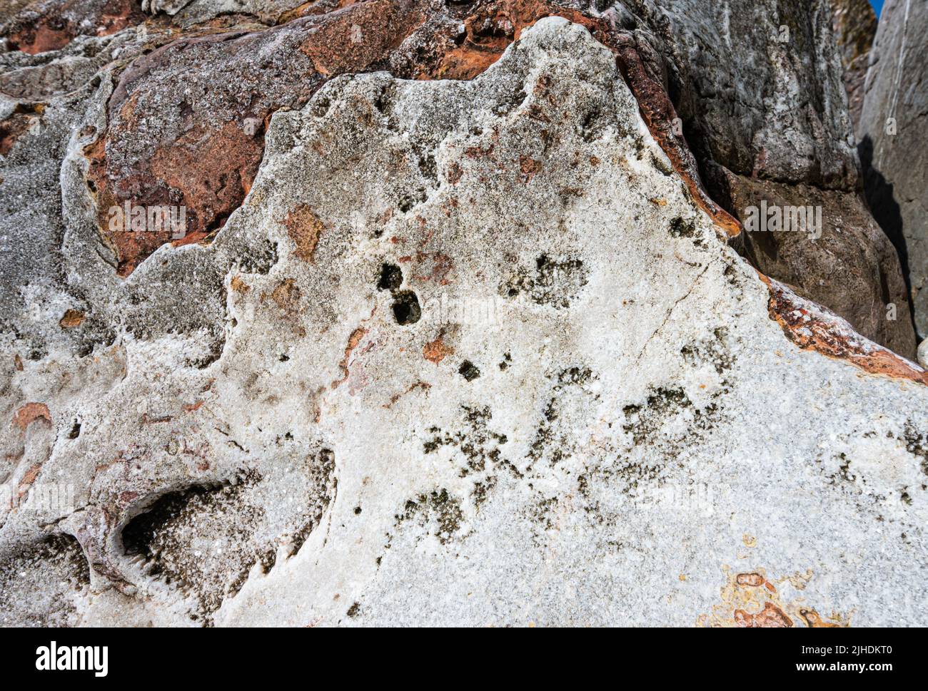 Large rocks hi-res stock photography and images - Alamy