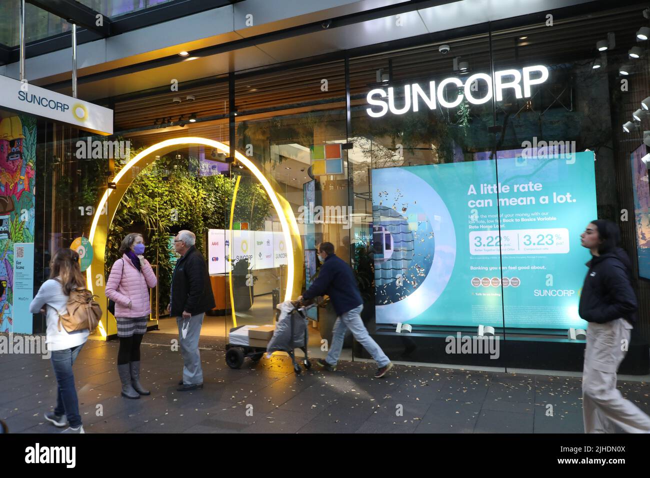 Suncorp discovery store hi-res stock photography and images - Alamy