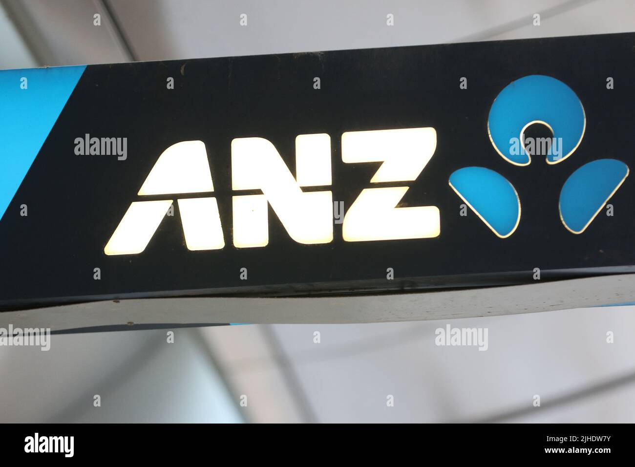 Anz bank logo hi-res stock photography and images - Alamy