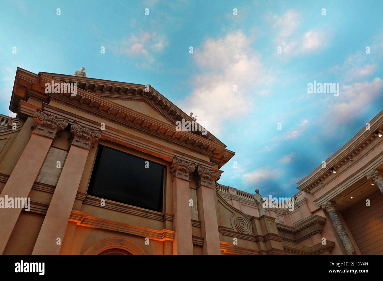 Japanese department store hi-res stock photography and images - Alamy